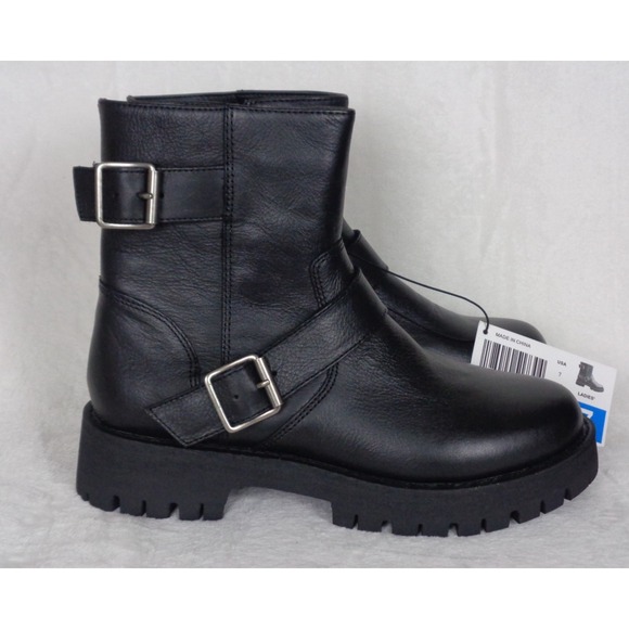 Steve Madden | Shoes | Steve Madden Crusader Moto Boot Size 7 Lug Sole ...
